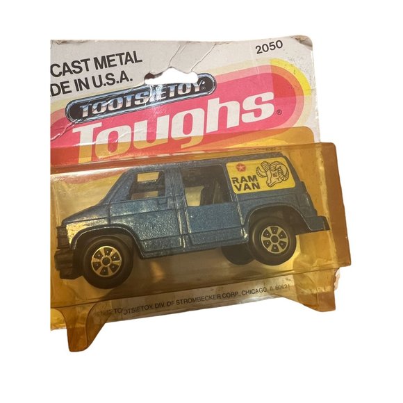 Tootsietoy | Toys | Vintage 982 Tootsietoy Toughs Blue Ram Van 250 Die ...